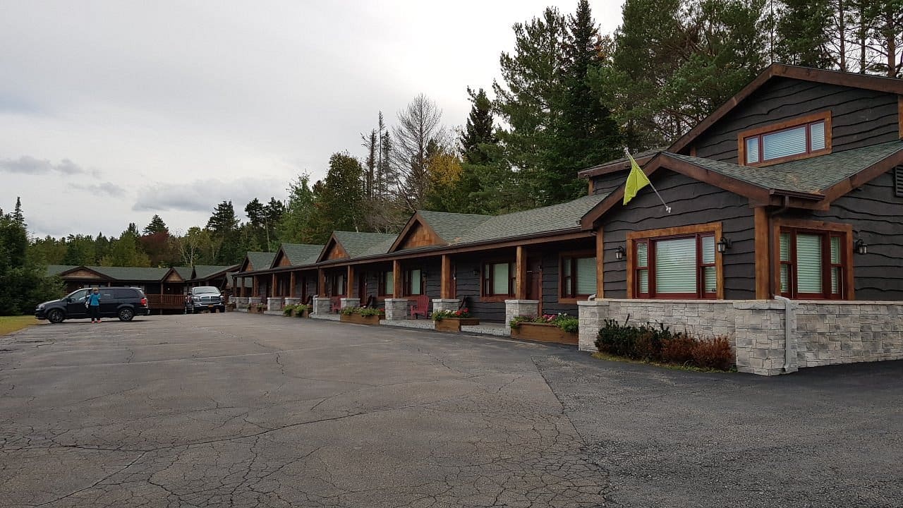 Lake Placid Inn: Residences - Prices & Custom Quotes : honeymoons.com